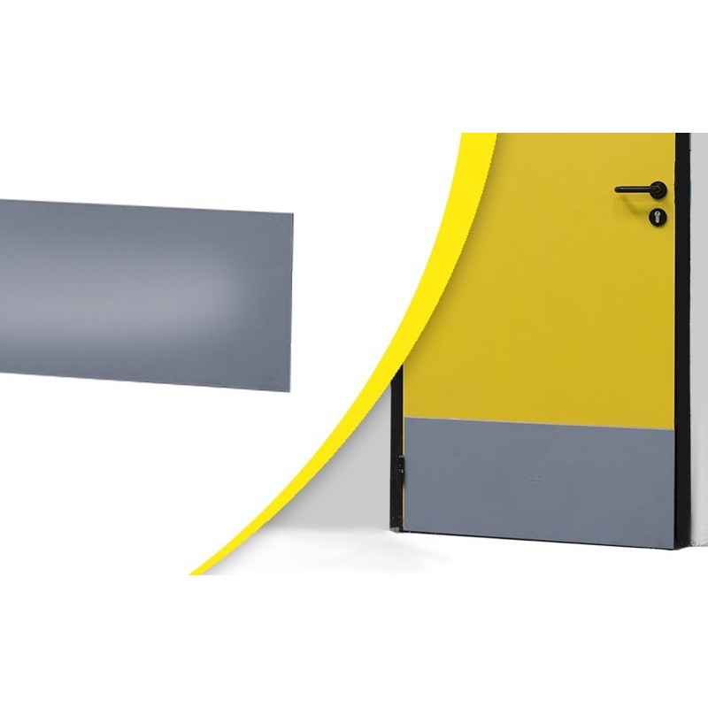 Protection bas de porte adhésive